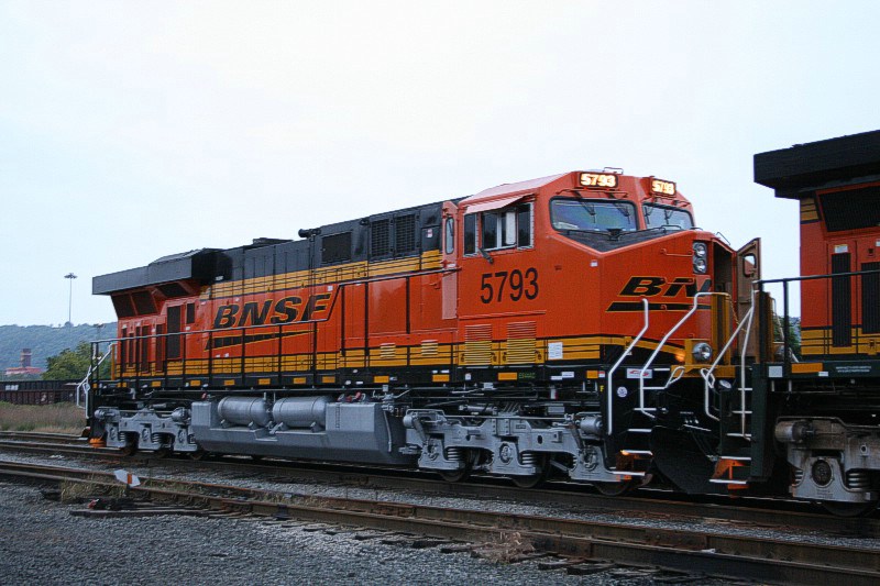 BNSF 5793